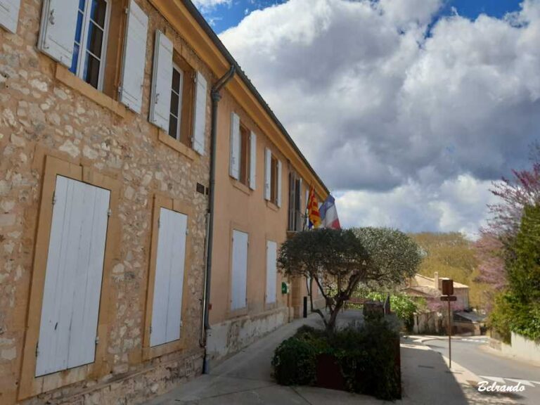 Balade en boucle : Le Tholonet – aqueduc de Doudon – barrage romain et ...